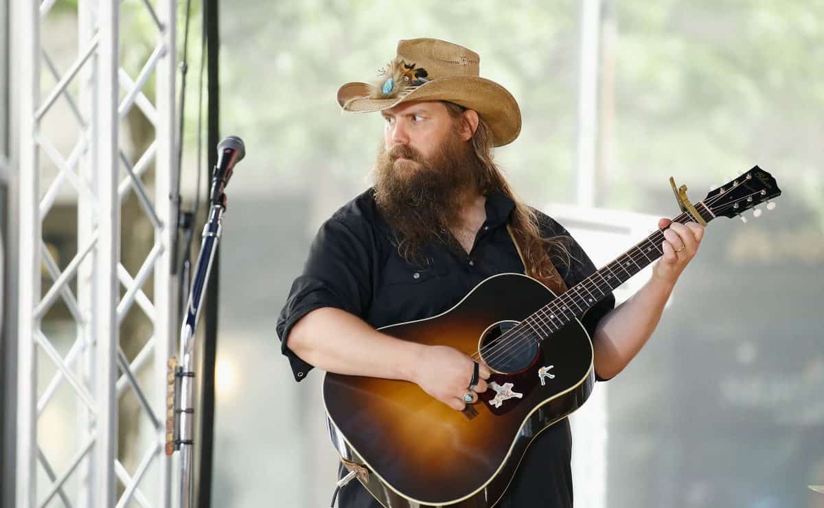 What Kind Of Acoustic Guitar Does Chris Stapleton Play | INS.