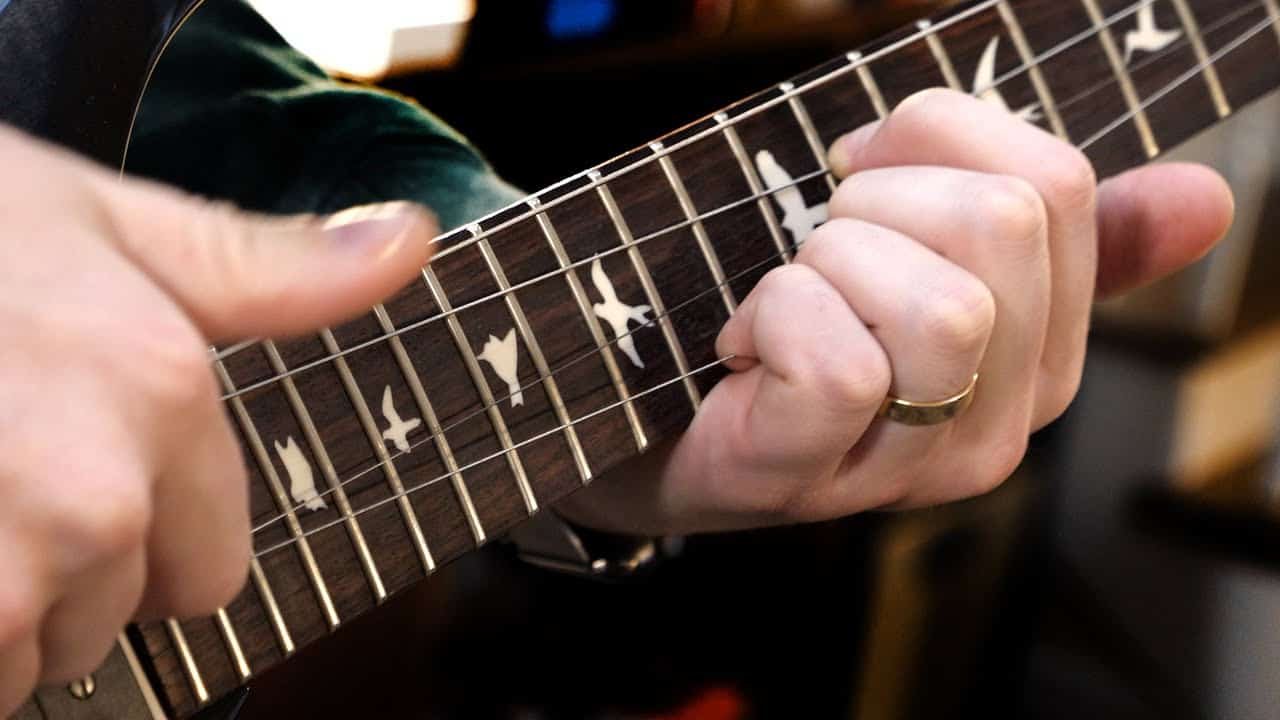 Can Electric Guitar Strings Break | Insights Of Musical Instruments